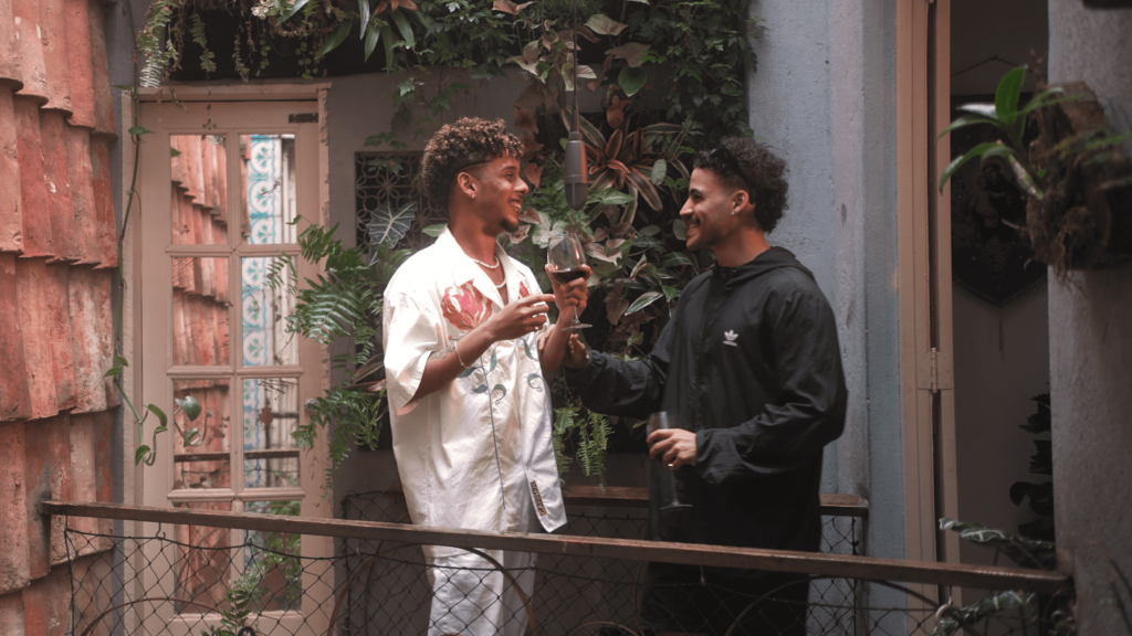 Dodh lança EP 'Melaço na Pele' e disponibiliza primeiros visuais dos ...